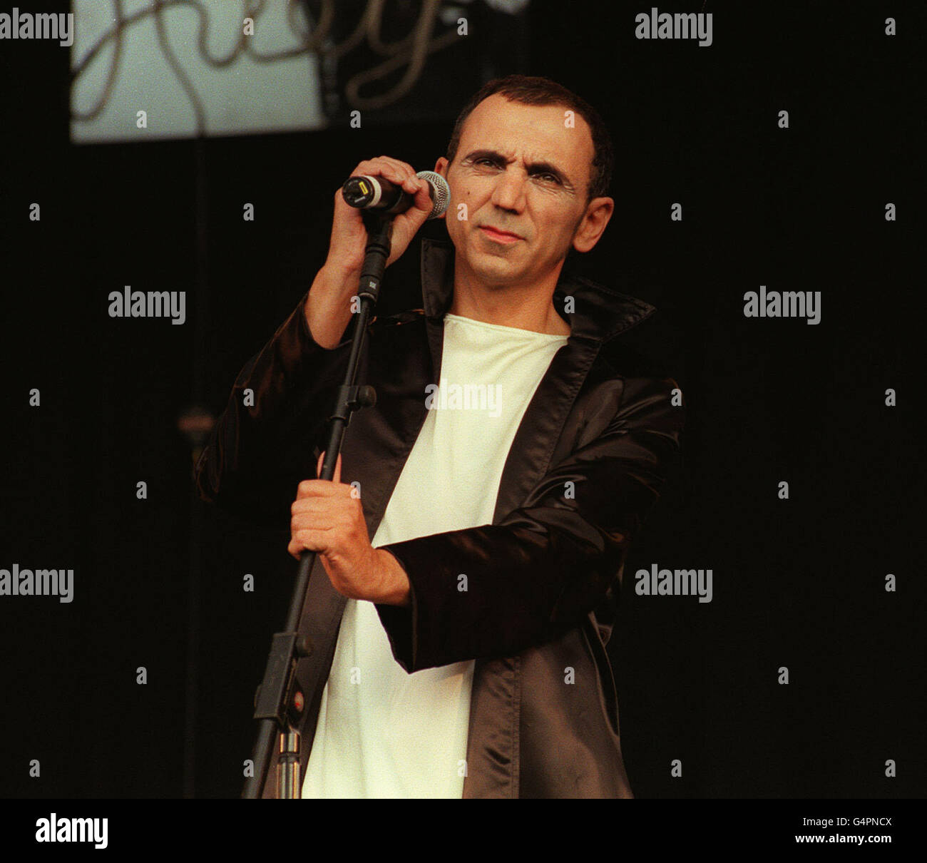 Kevin rowland dexys midnight runners hi-res stock photography and ...