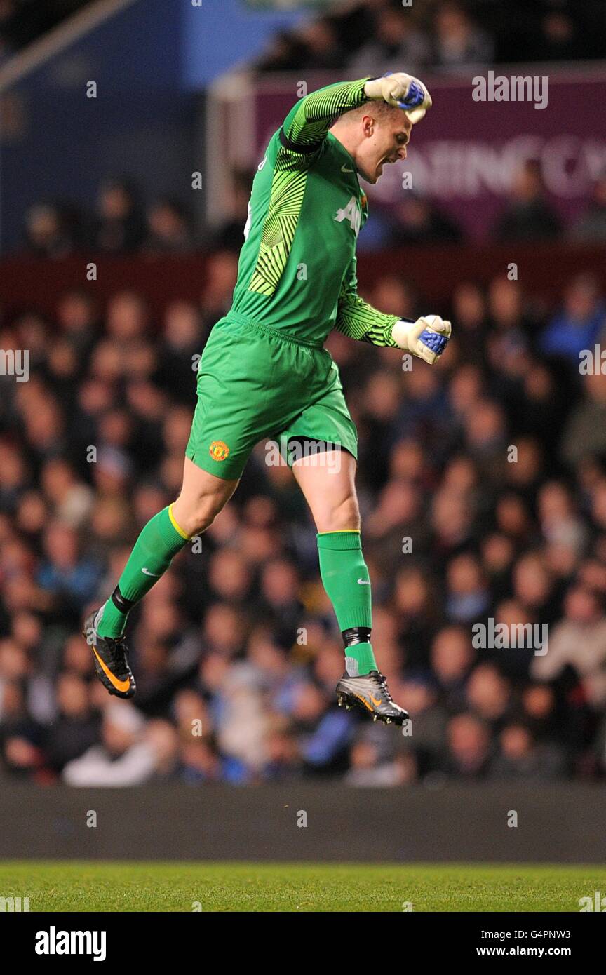 Manchester United goalkeeper Anders Lindegaard celebrates their first ...