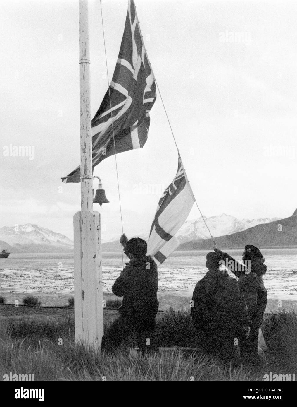 Falklands war british flag hi-res stock photography and images - Alamy