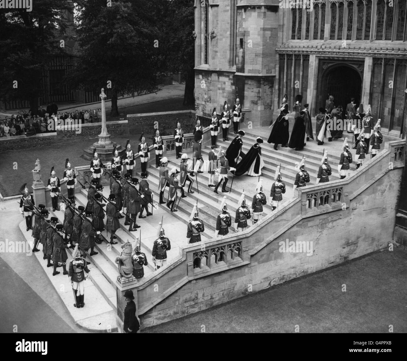 Queen elizabeth ii duke edinburgh entering st georges chapel hi-res ...