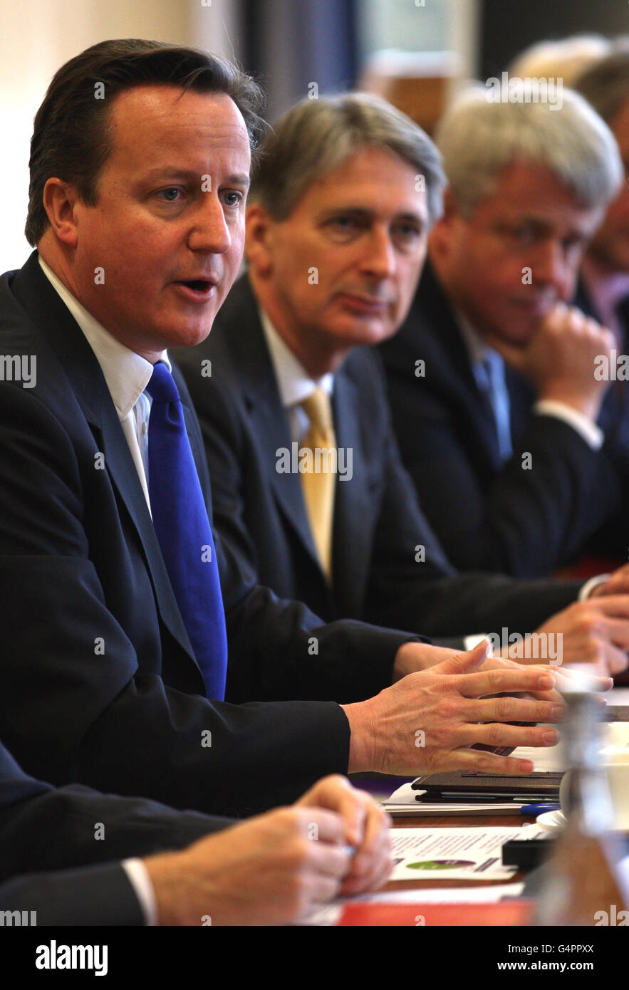 Andrew lansley and defence secretary hi-res stock photography and ...