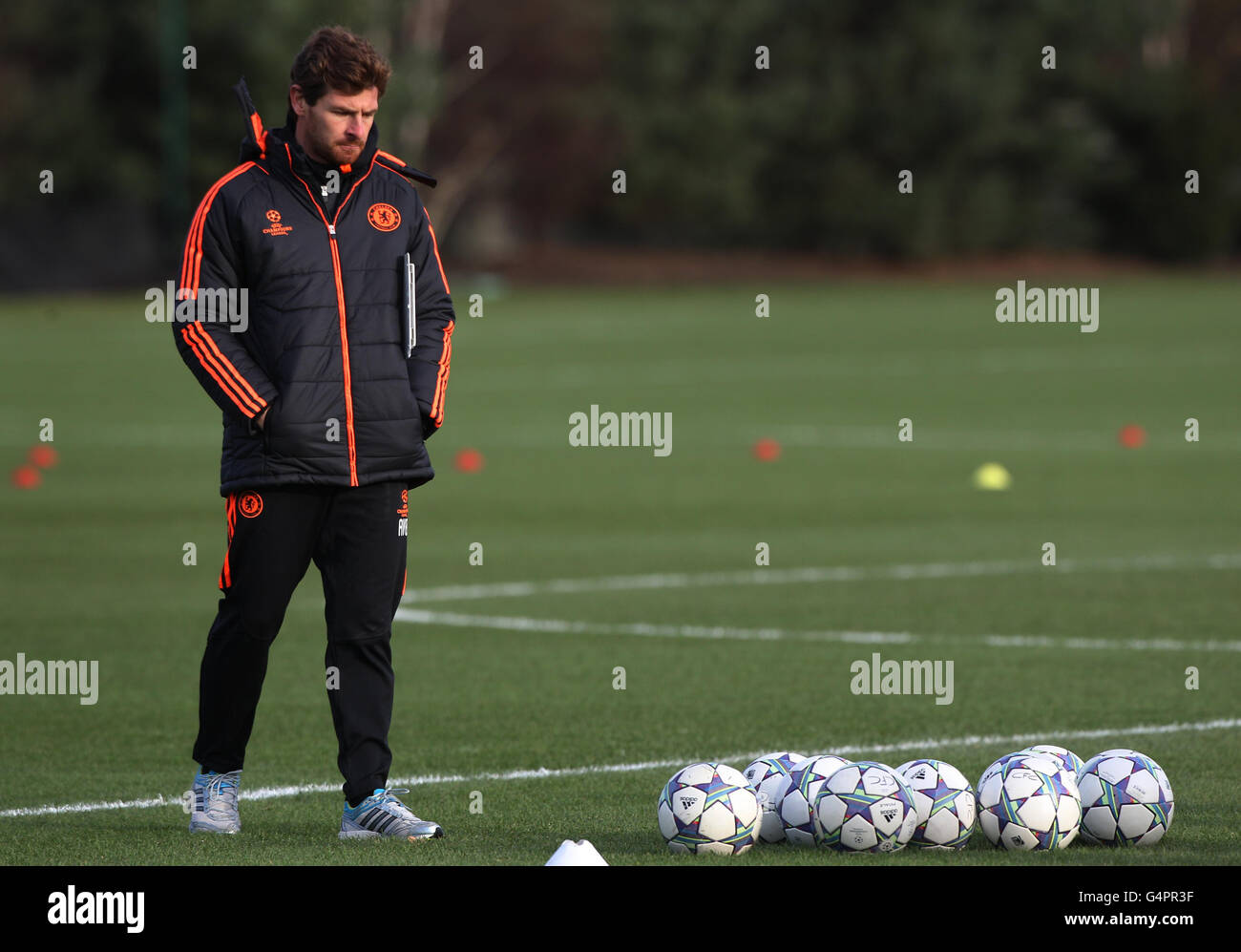 Uefa champions league valencia v chelsea hi-res stock photography and ...