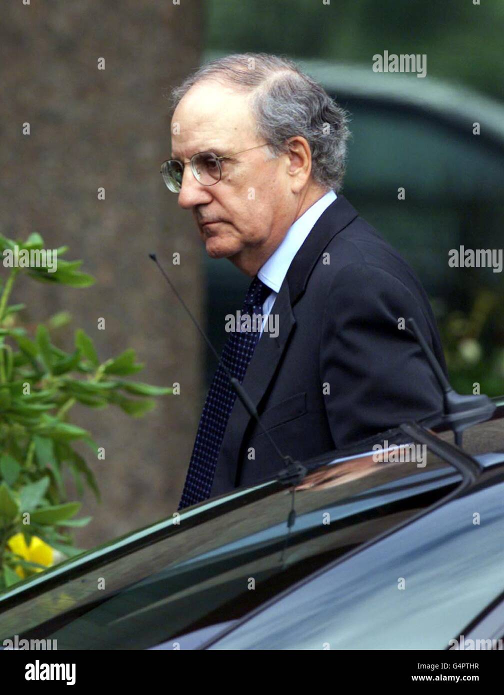 Former US Senator George Mitchell arrives at the Castle Buildings in ...