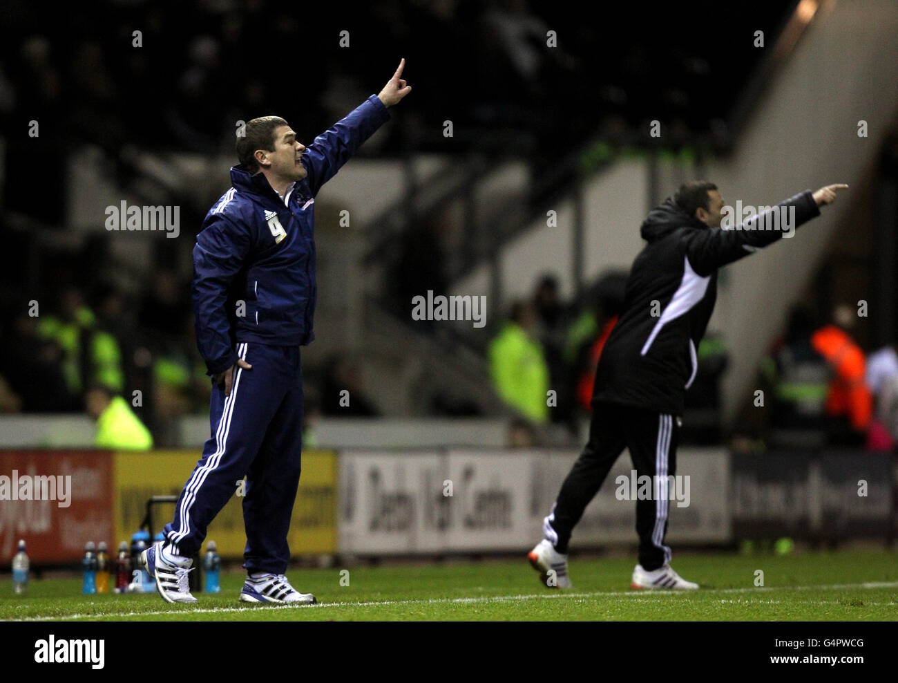 Derby County's Nigel Clough shouts out instruction's during the npower ...