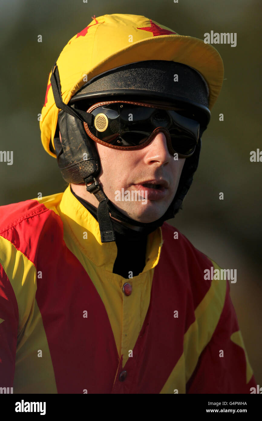 Horse racing fakenham racecourse hi-res stock photography and images ...