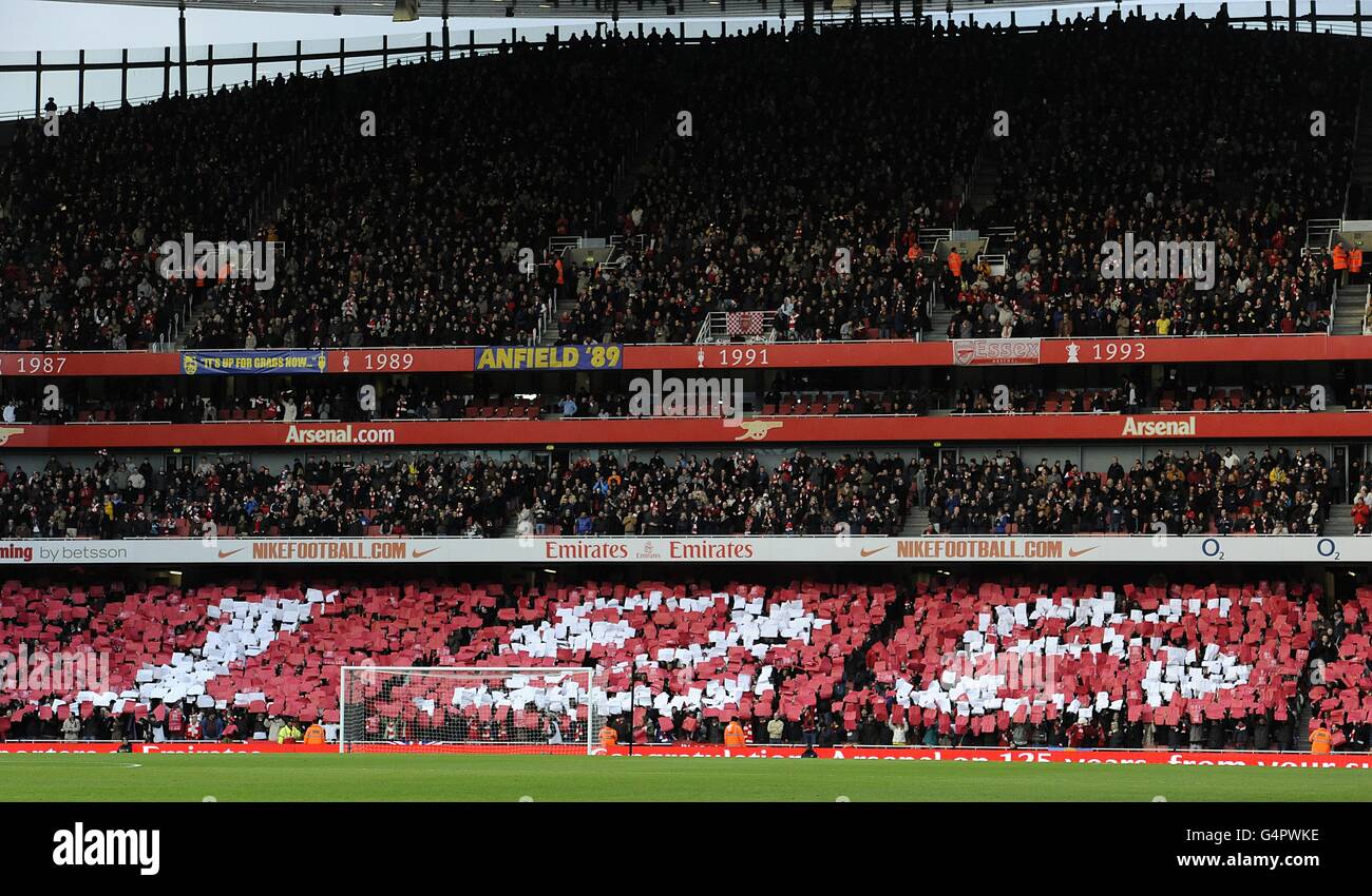 Arsenal fans show their support hi-res stock photography and images - Alamy