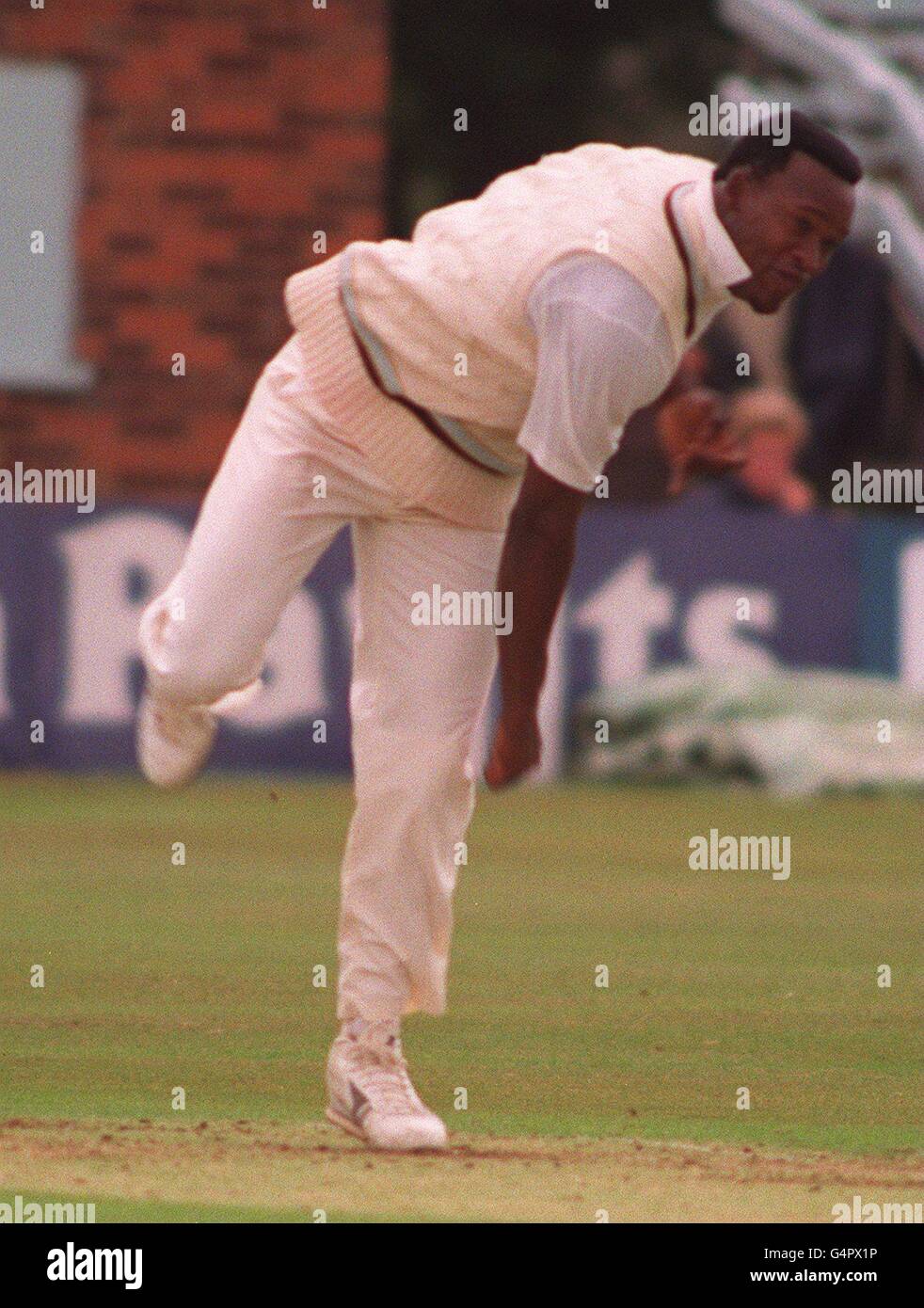 Devon malcolm cricket hi-res stock photography and images - Alamy
