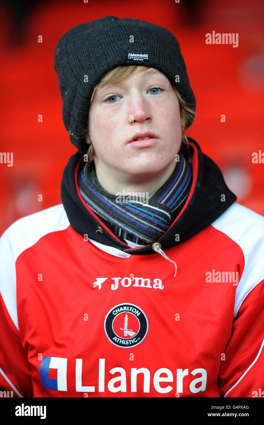 Soccer football headshot head shot ampics hi-res stock photography and ...