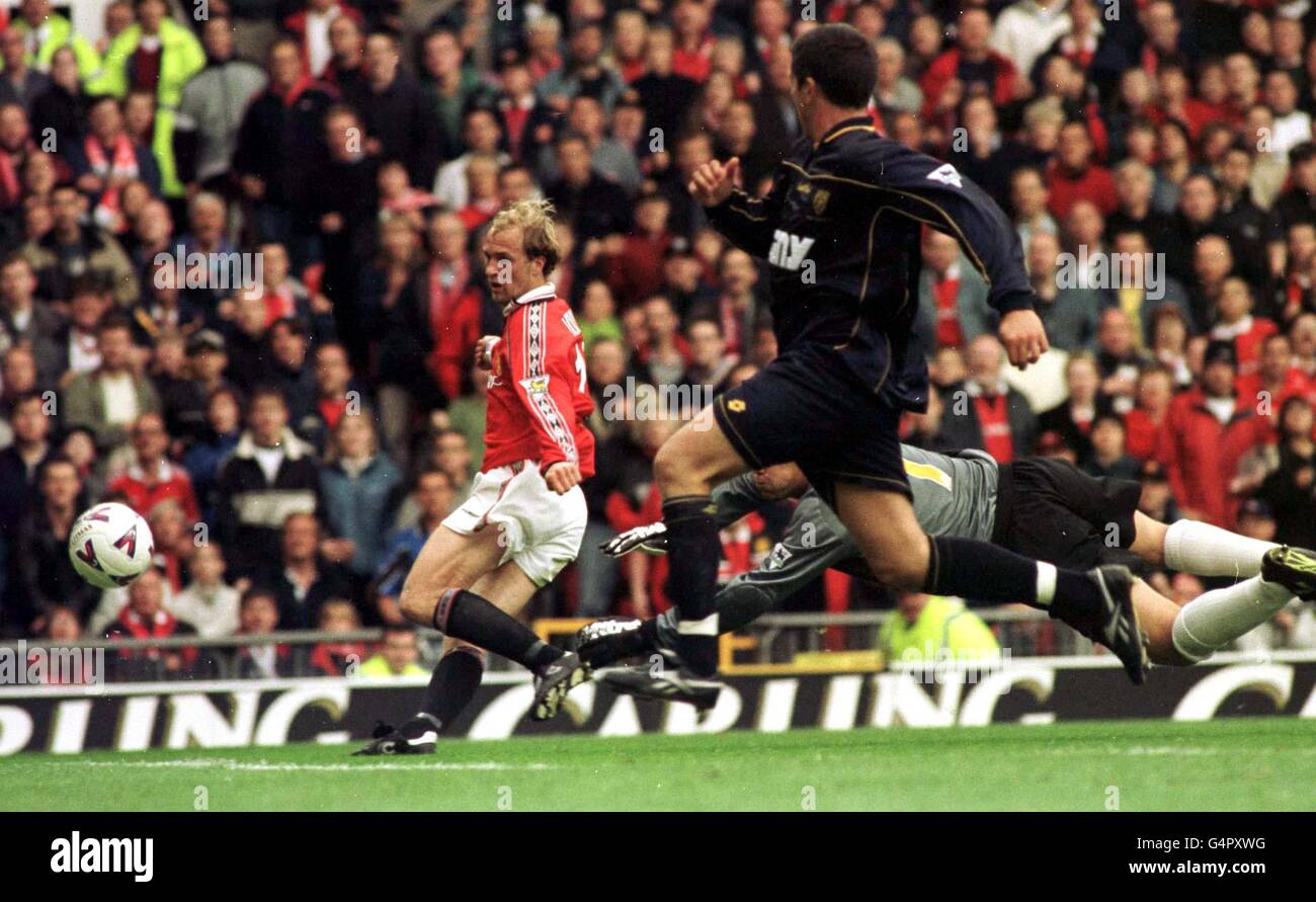 SOCCER Man Utd Goal Stock Photo - Alamy