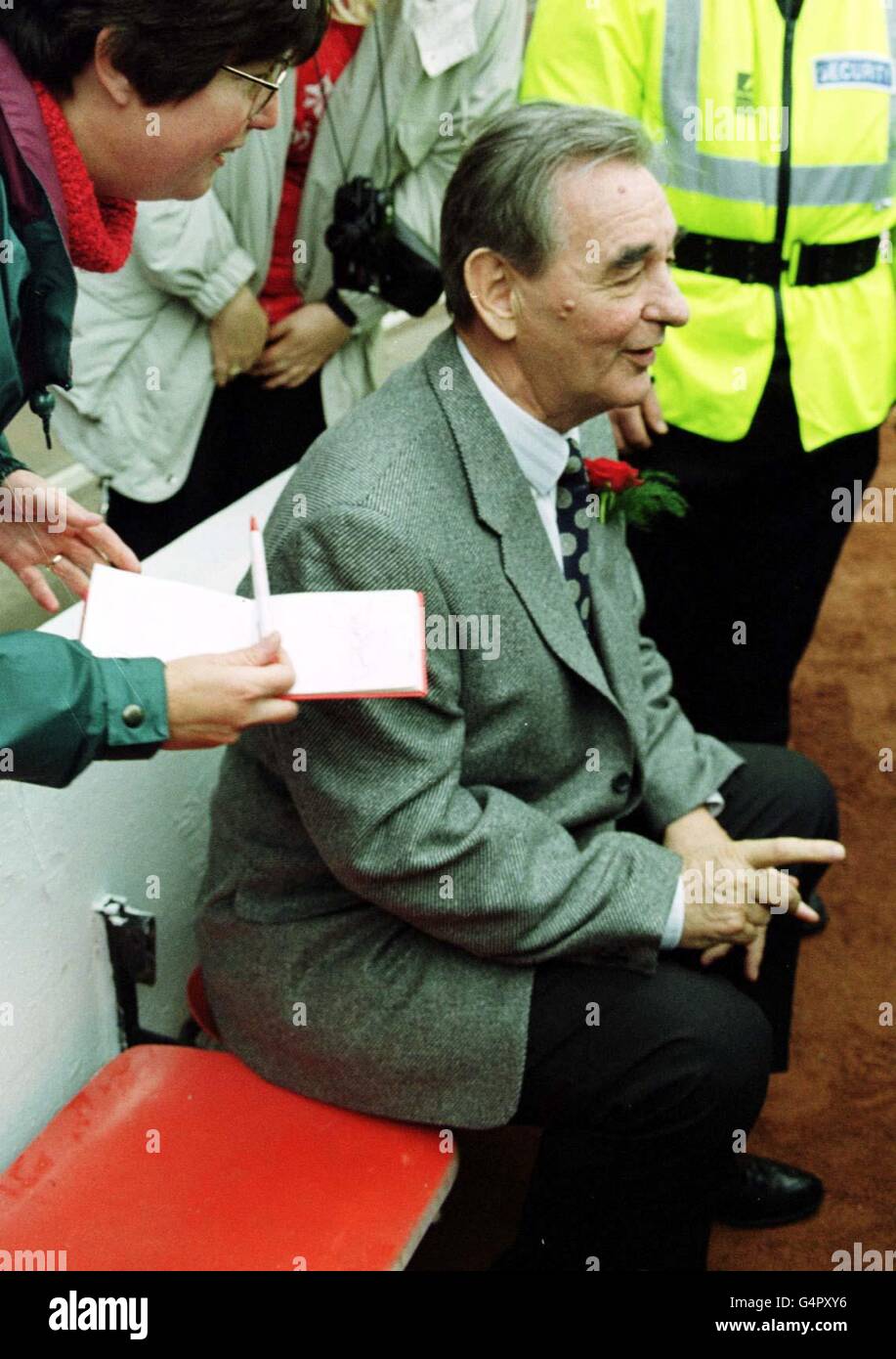 SOCCER Forest/Clough 4 Stock Photo - Alamy