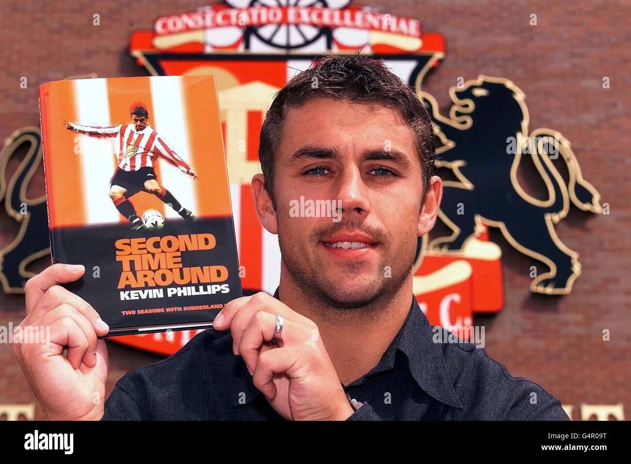 England and Sunderland player Kevin Phillips launches his autobiography ...