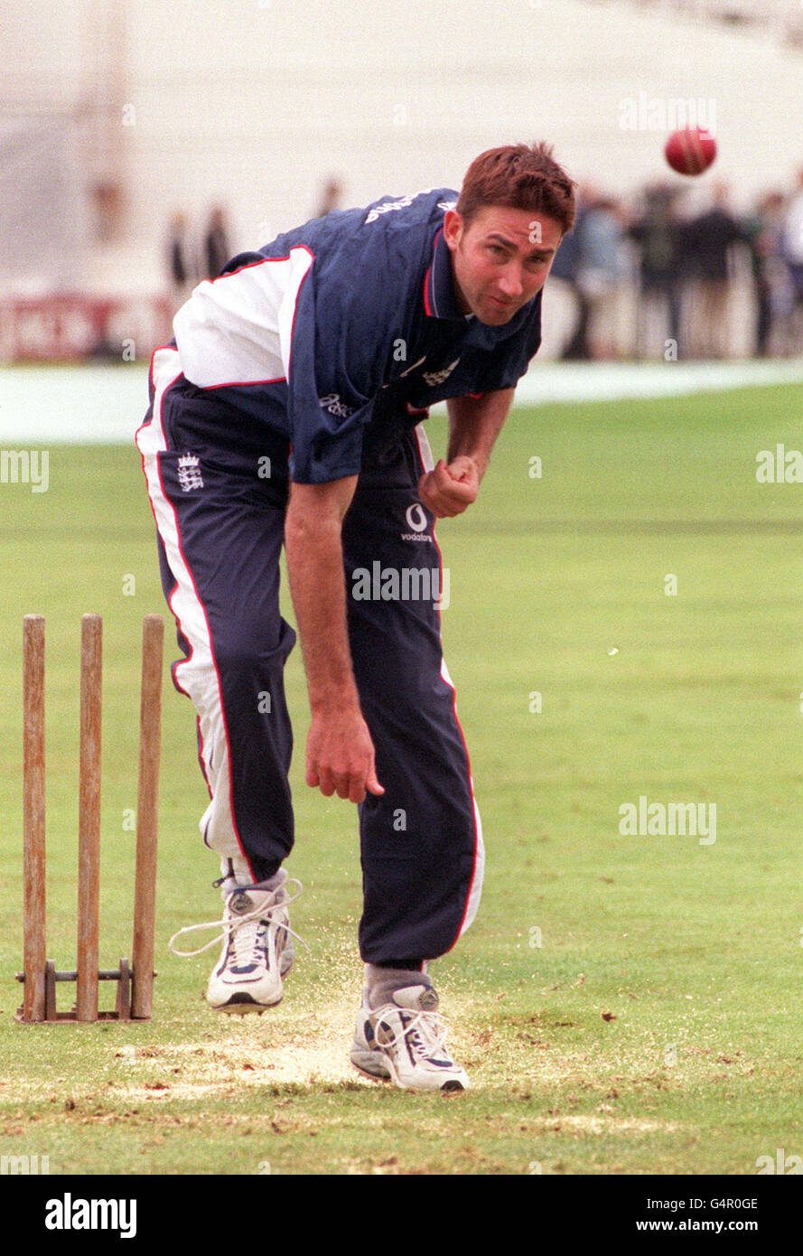 Giddins hi-res stock photography and images - Alamy