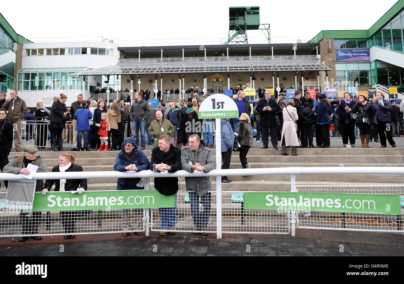 Newcastle racecourse winners hi-res stock photography and images - Alamy