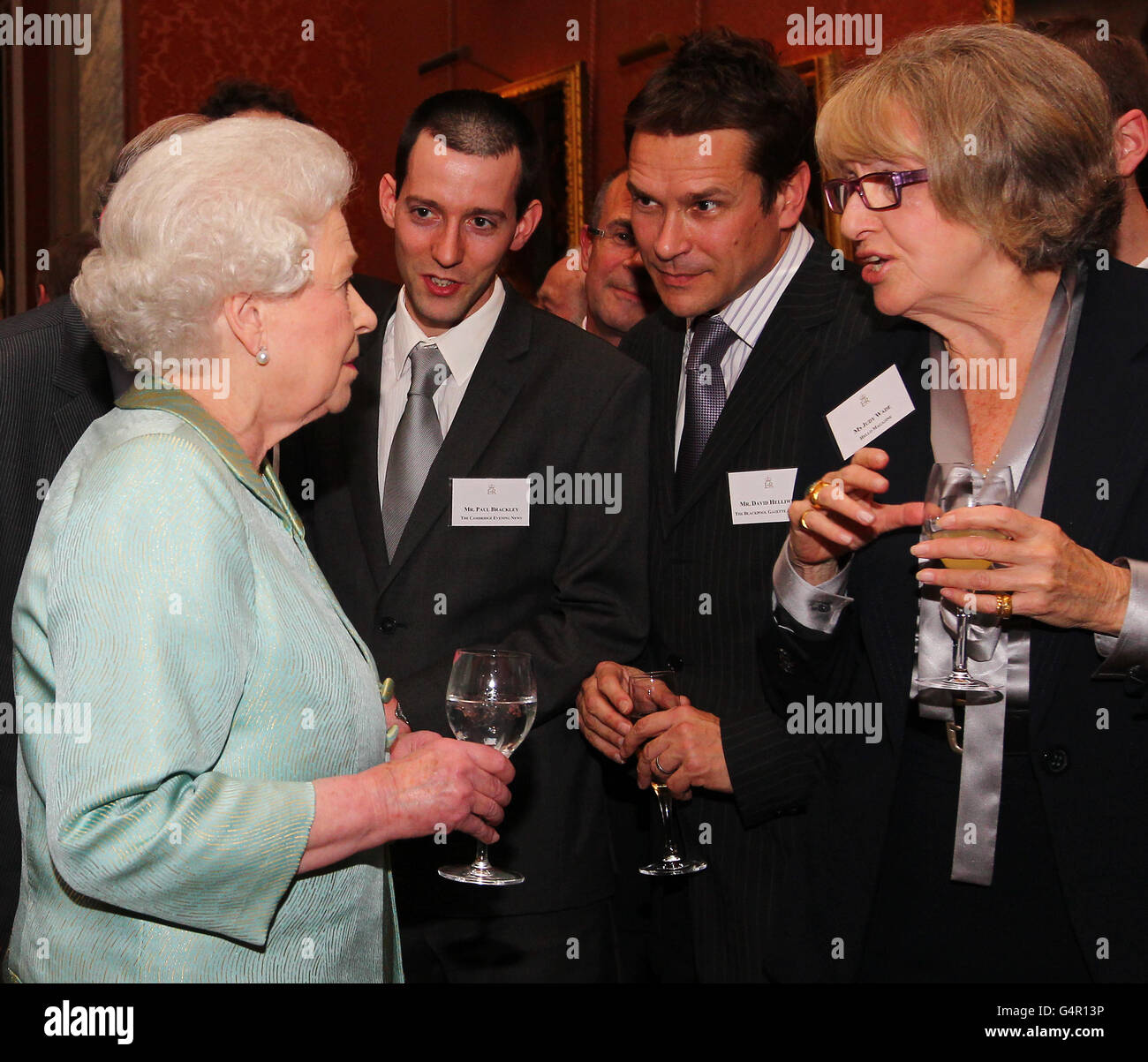 London l r queen elizabeth ii hi-res stock photography and images - Alamy