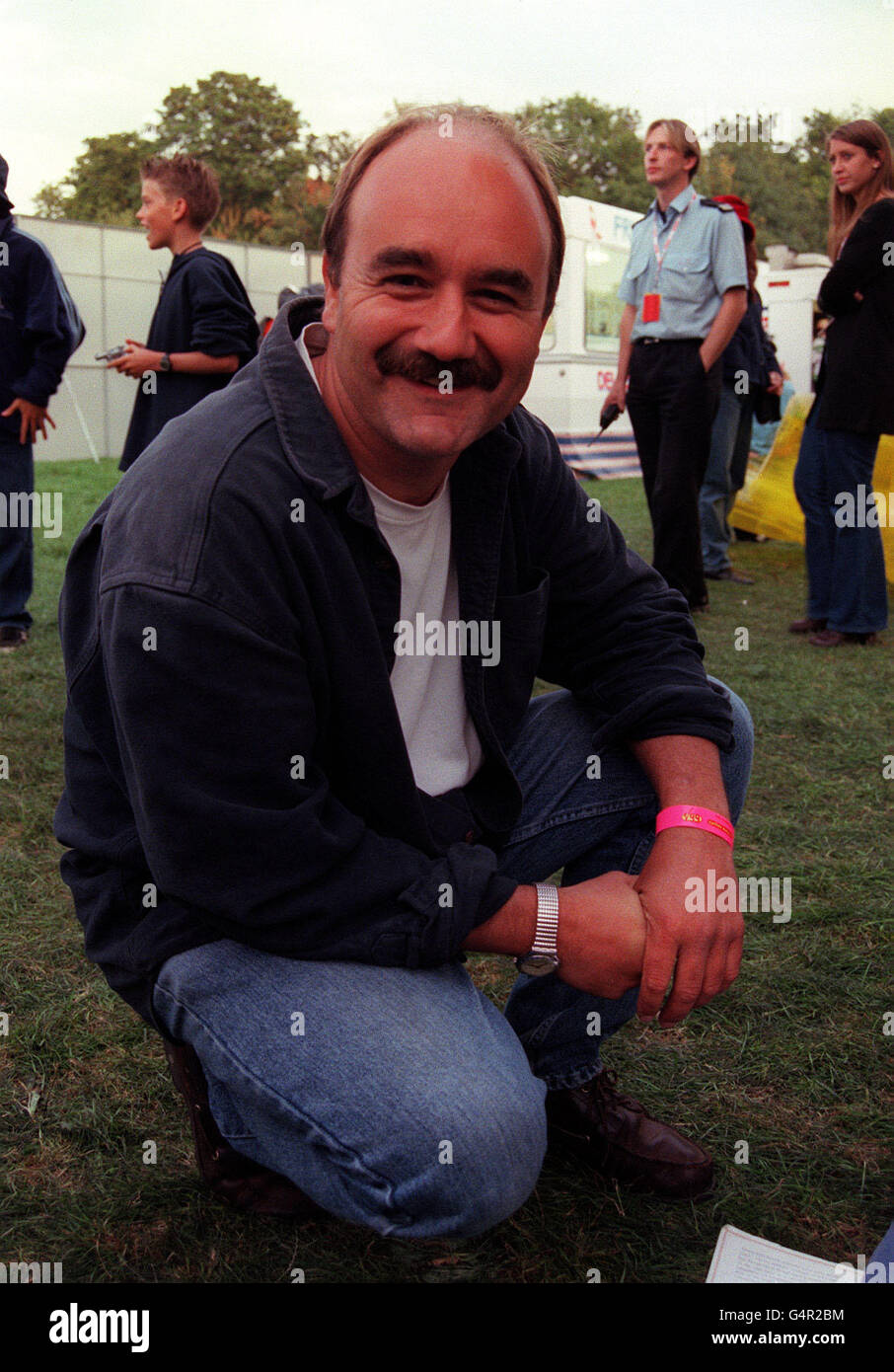 David haig four weddings hi-res stock photography and images - Alamy