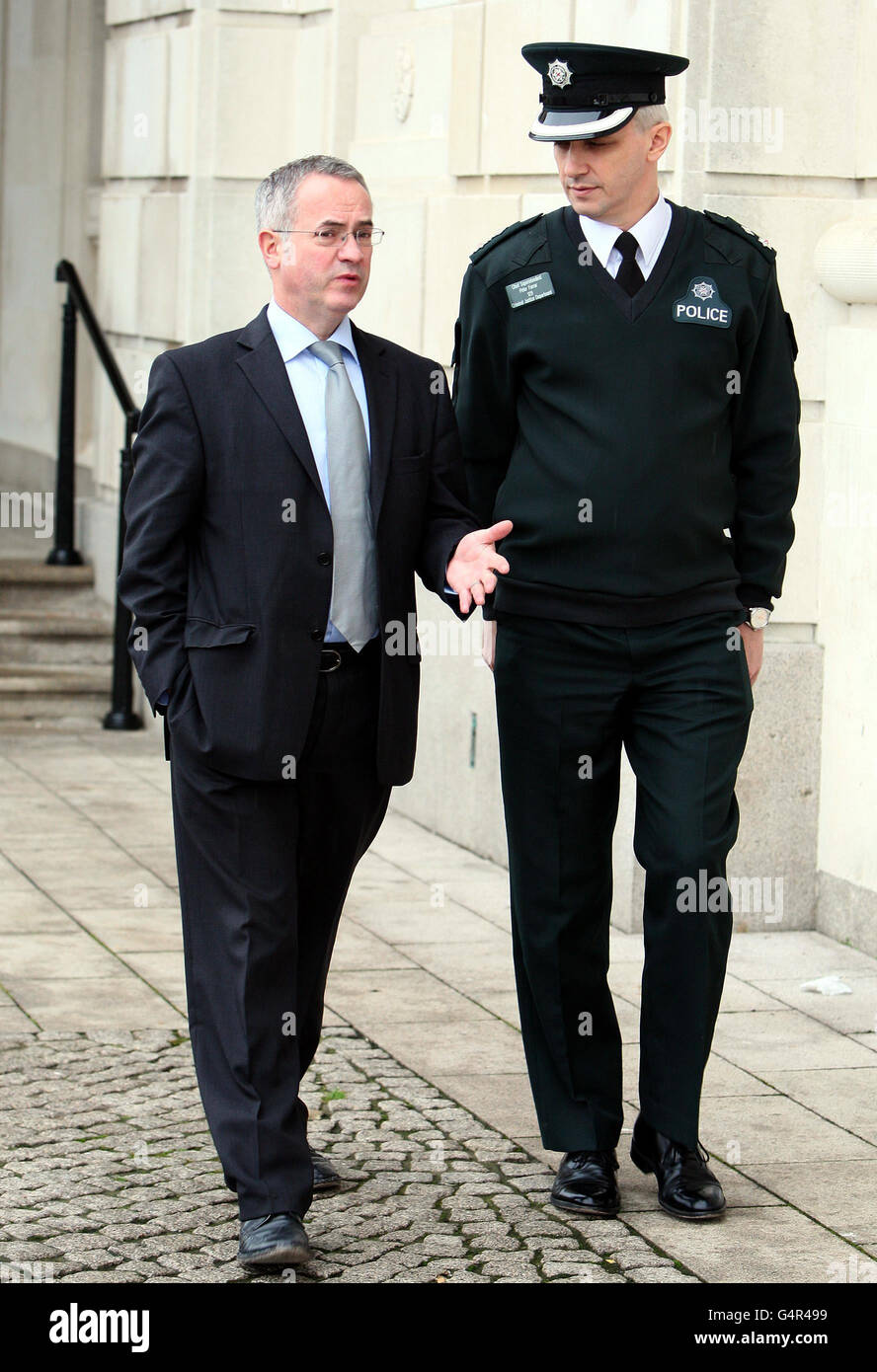 Police crackdown on building damage Stock Photo - Alamy