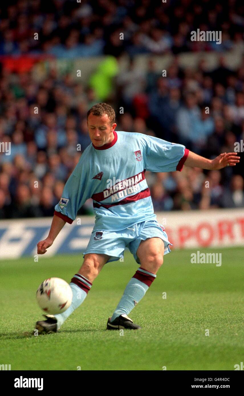 Kenny brown hi-res stock photography and images - Alamy