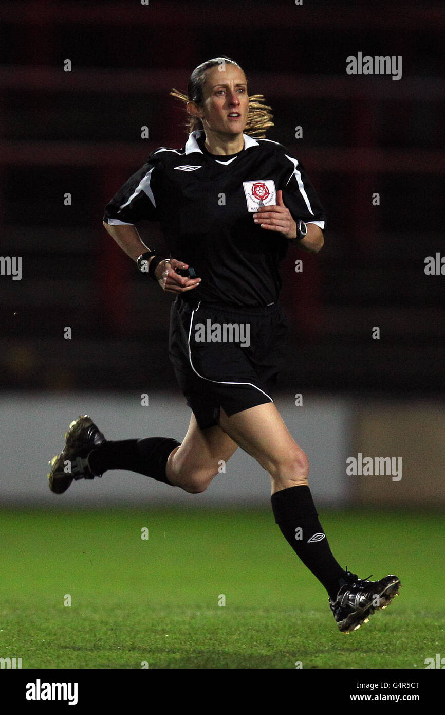 Soccer - Blue Square Premier League - Wrexham v Darlington - Racecourse ...