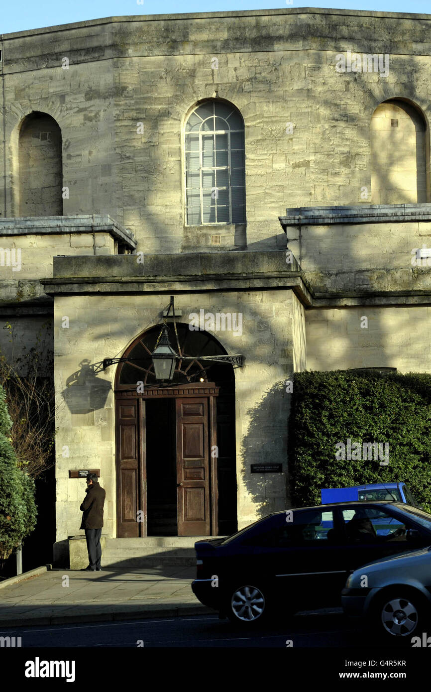 Gloucester crown court general view hi-res stock photography and images ...