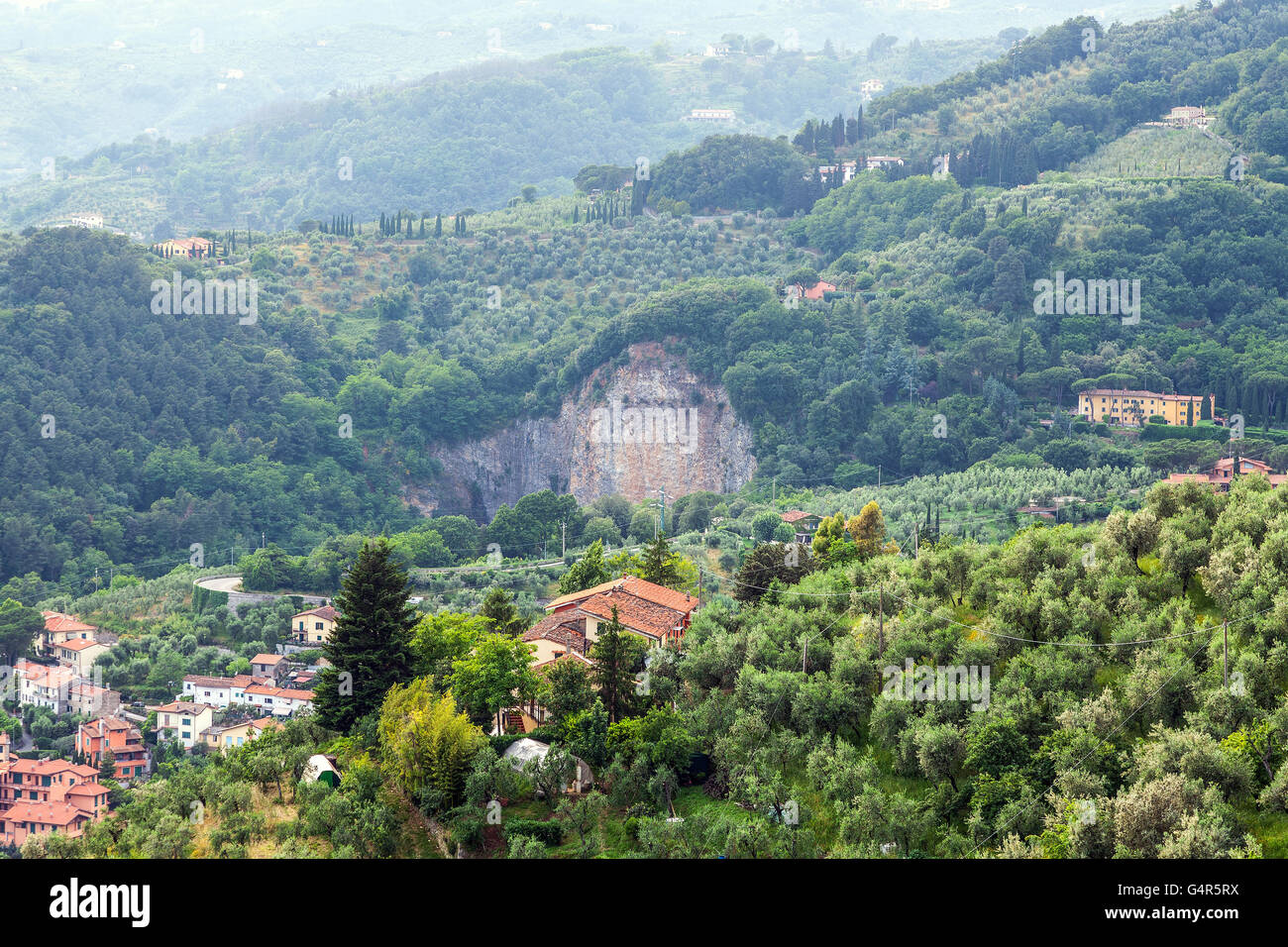 The picturesque valley in Tuscany Stock Photo - Alamy
