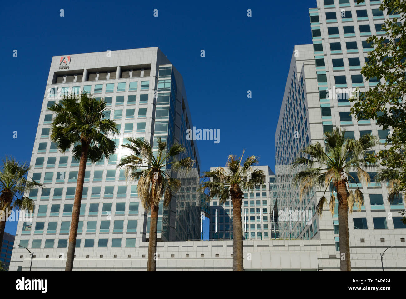 Adobe systems corporation hi-res stock photography and images - Alamy