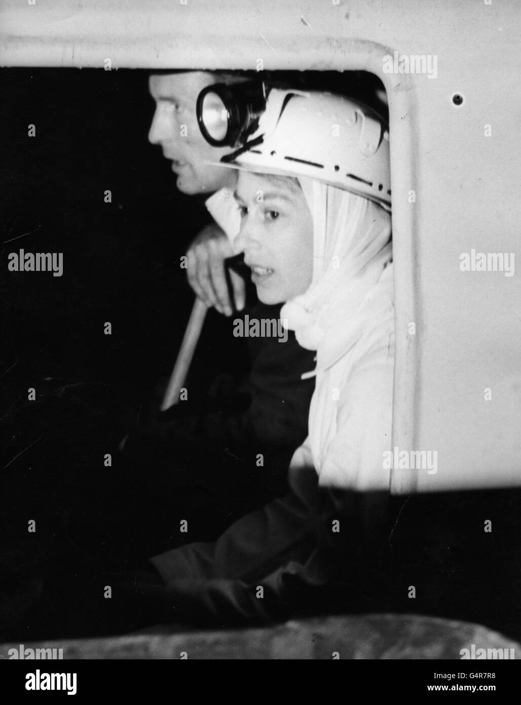 Queen elizabeth ii at rothes colliery hi-res stock photography and ...