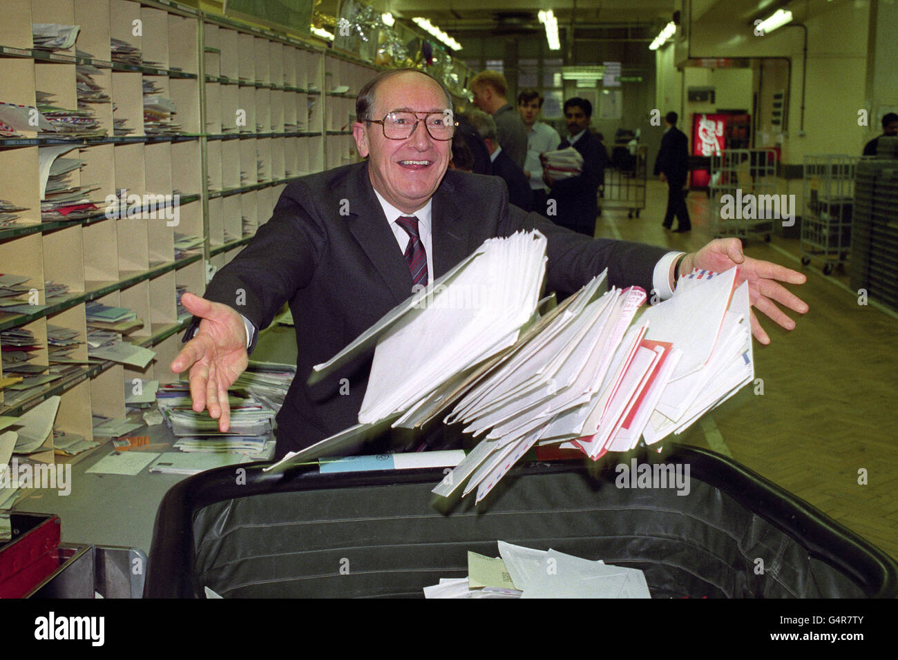 British postal service christmas mail hi-res stock photography and ...