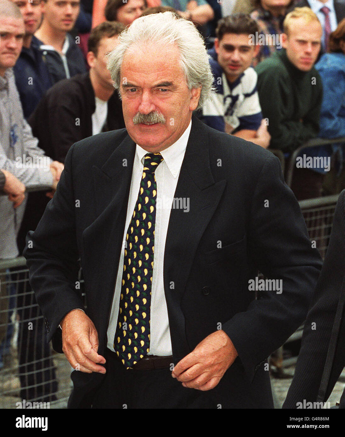 Jill dando cliff richard hi-res stock photography and images - Alamy