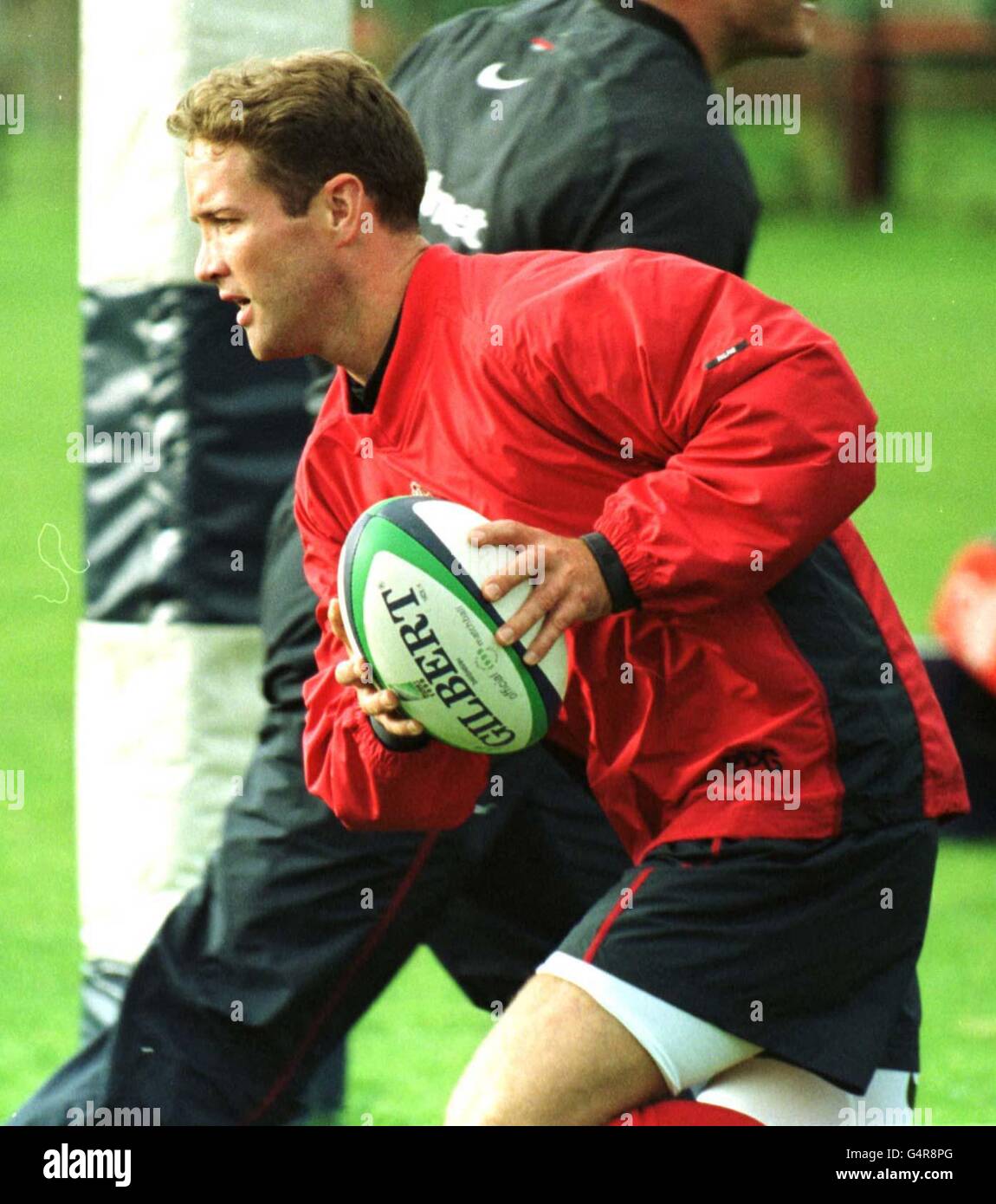 Phil de Glanville goes through his paces during the England Rugby ...