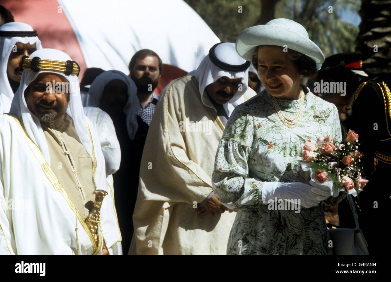 Queen elizabeth ii tour of the middle east hi-res stock photography and ...
