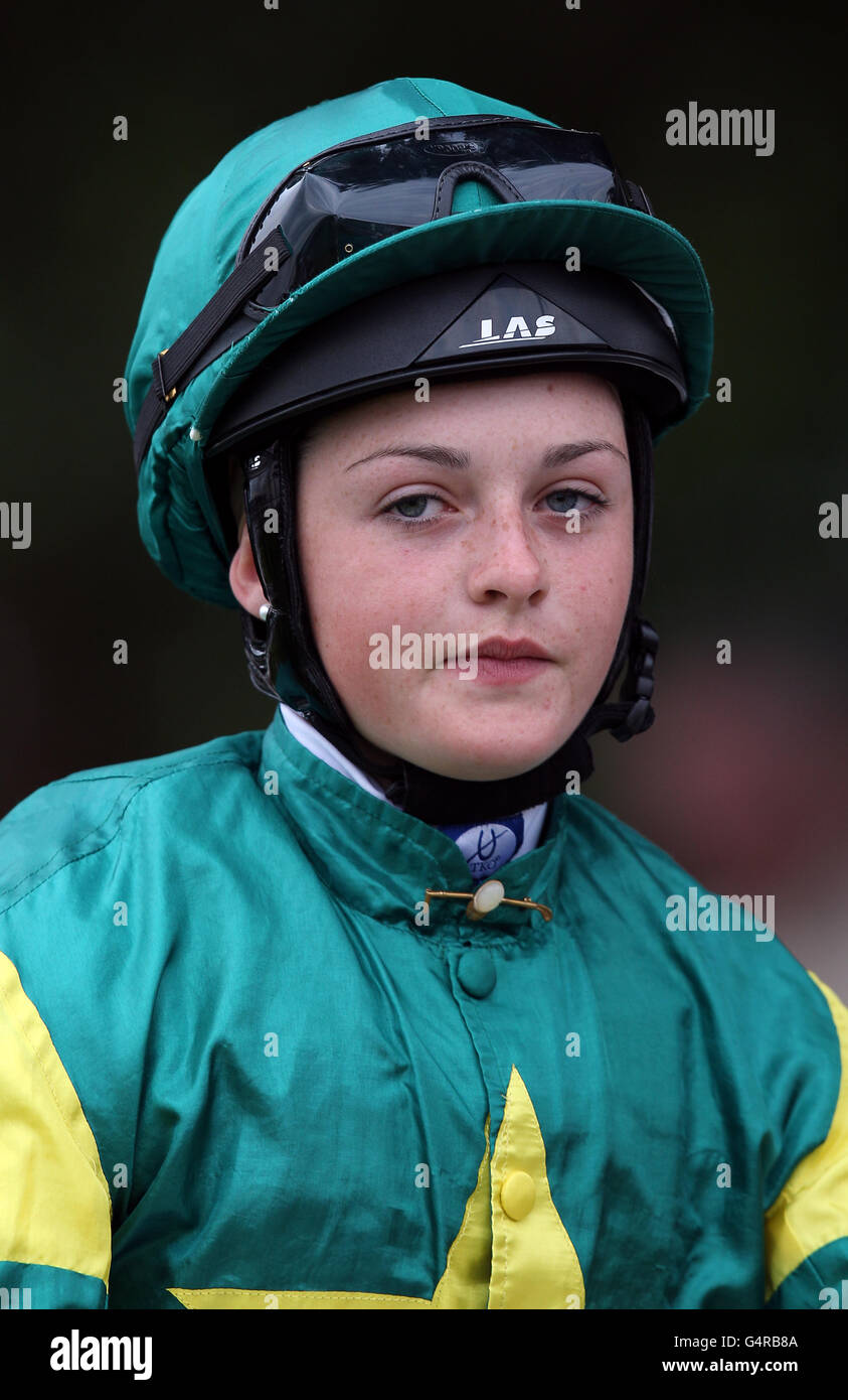 Laura barry jockey hi-res stock photography and images - Alamy
