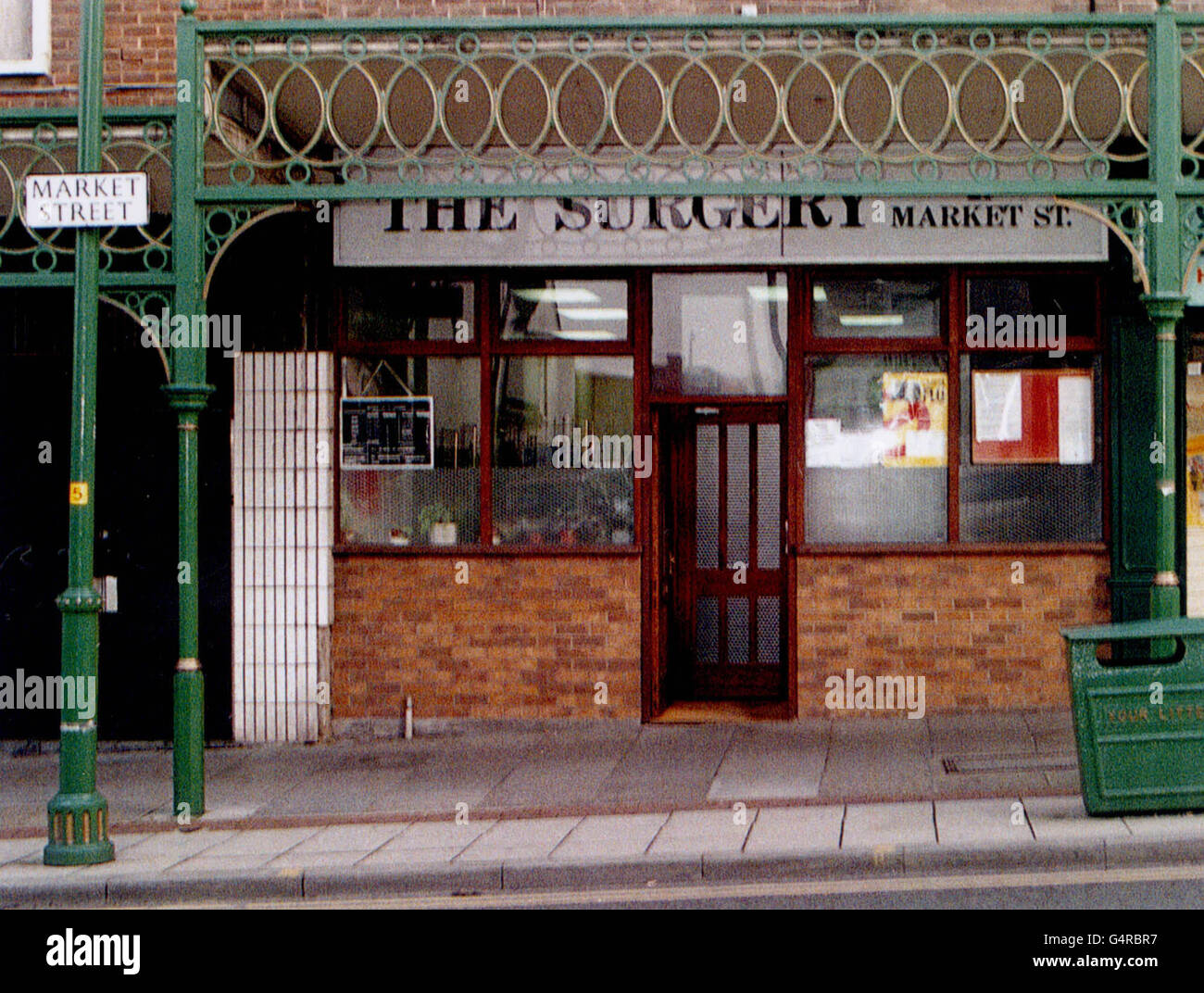 The practice of dr harold shipman 31 01 00 hi-res stock photography and ...