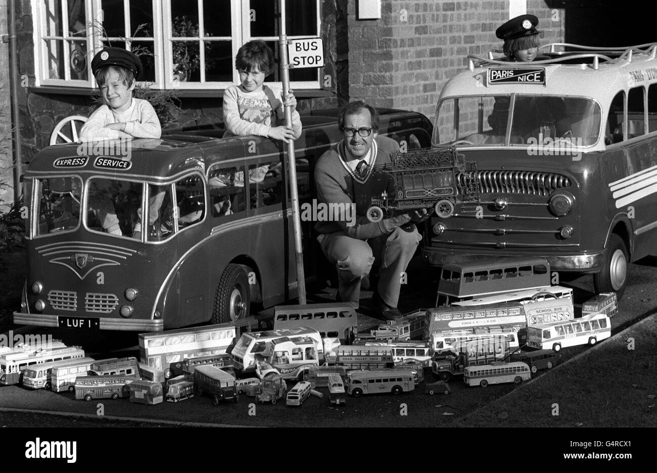 Geoff price hi-res stock photography and images - Alamy