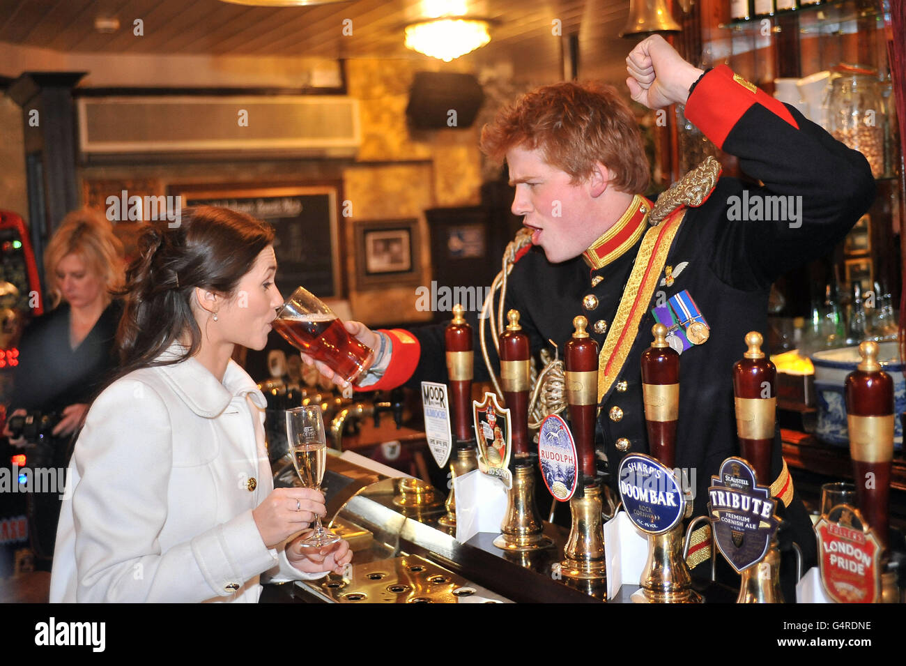 Prince Harry and Pippa Middleton lookalikes Roddy Walker and Hannah ...
