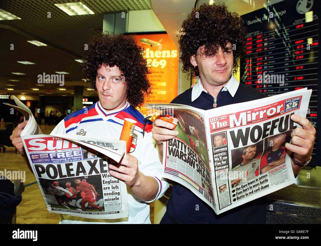 Steve Holmes (left) and John Hemmington from Sheffield catch up on the ...