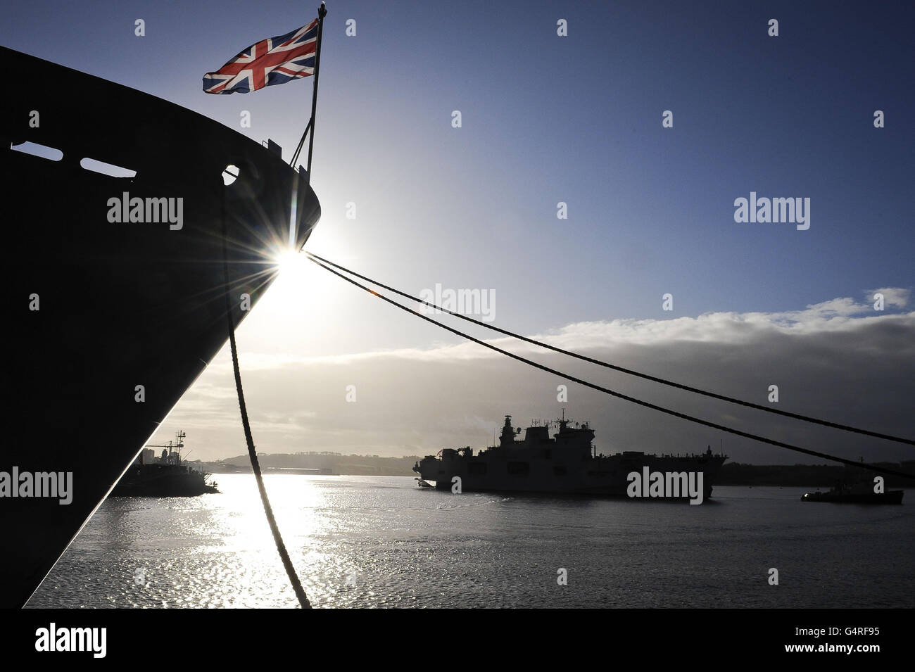 Bulwark devonport hi-res stock photography and images - Alamy