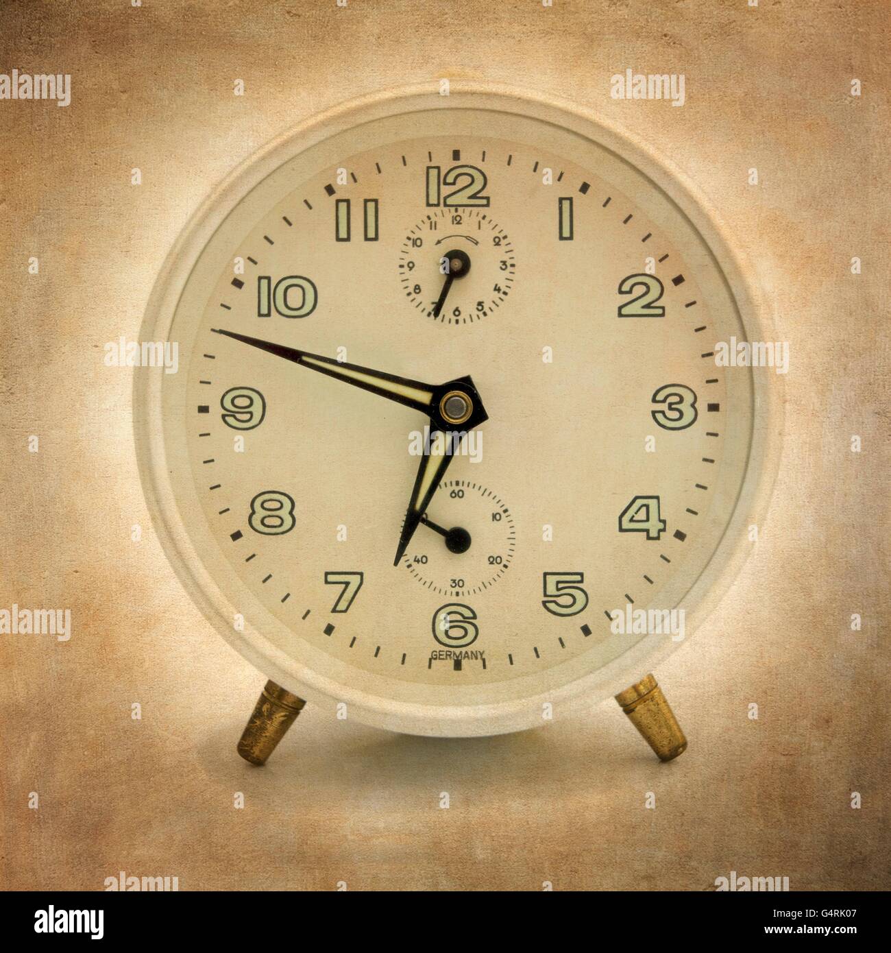 Alarm measurement hi-res stock photography and images - Alamy