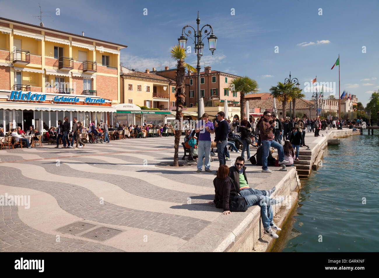 Waterfront, promenade, Lazise, Lake Garda, Veneto, Italy, Europe ...