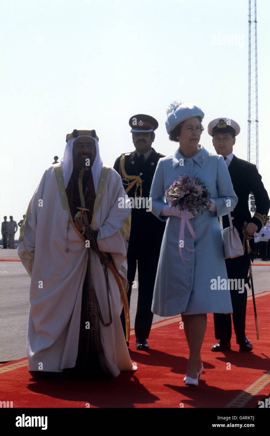 Royalty - Queen Elizabeth II Tour of the Middle East - Bahrain Stock ...