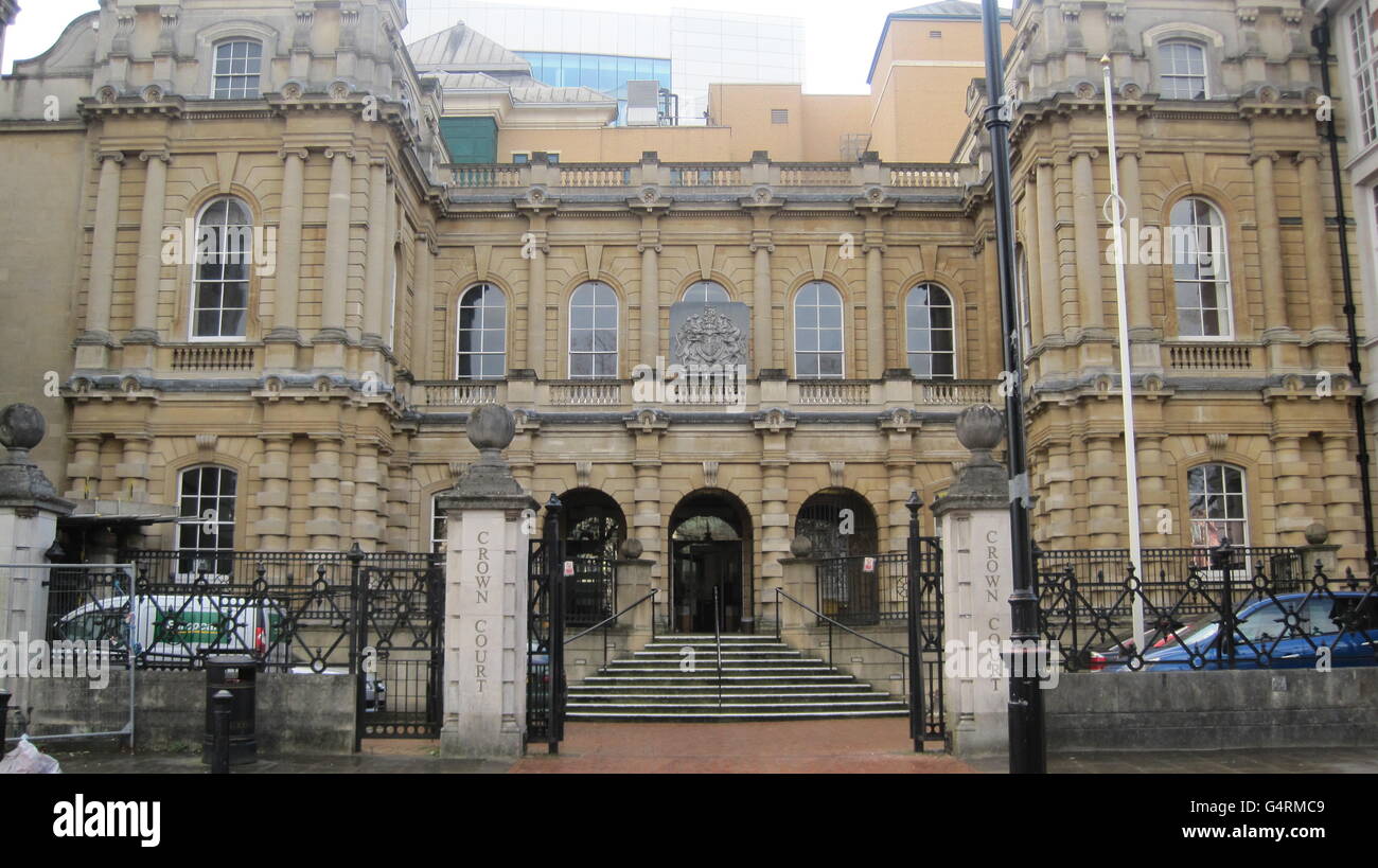 Crown court stock. A general view of Reading Crown Court, Reading Stock ...