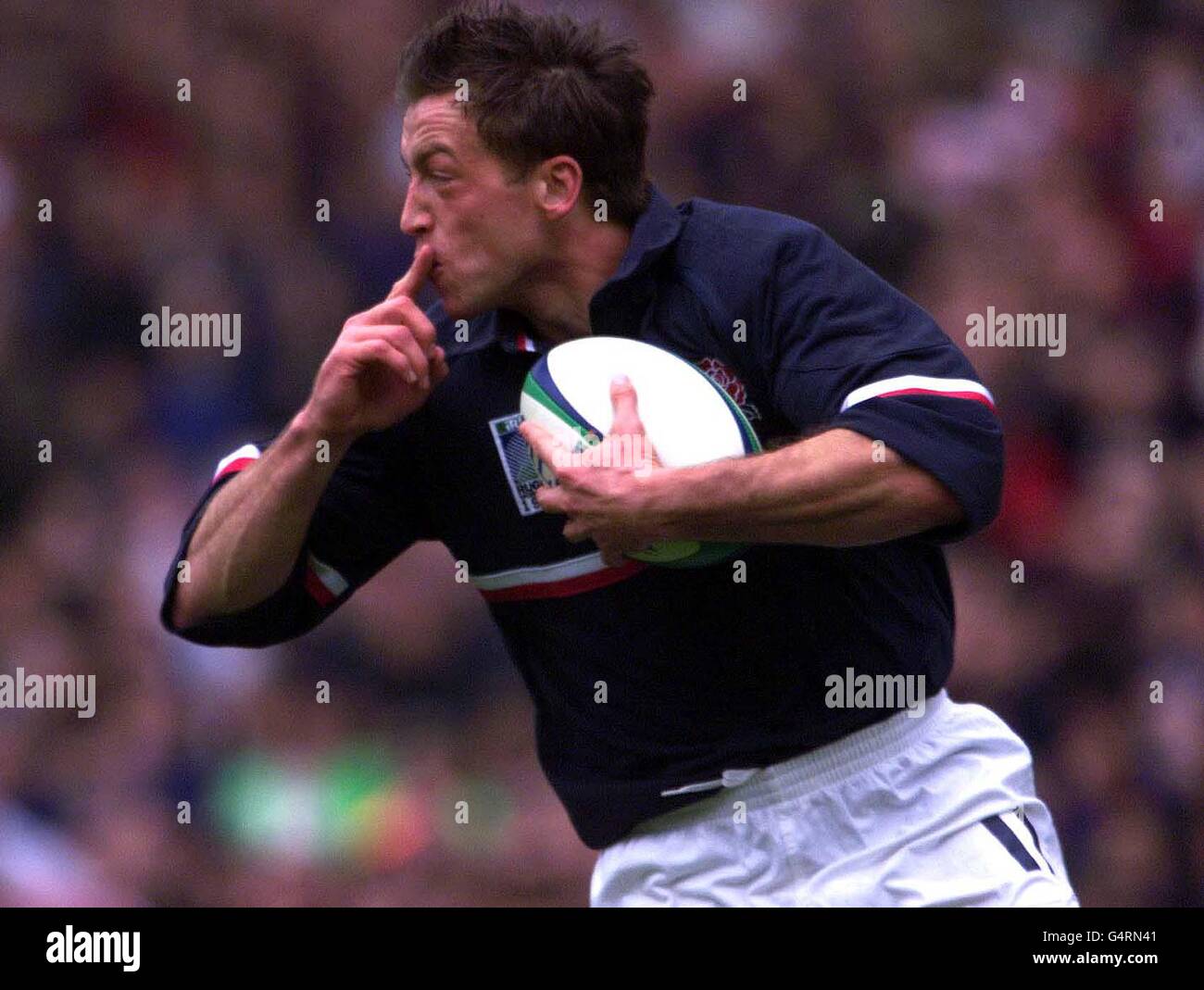 Dan Luger of England celebrates scoring England's opening try, during ...