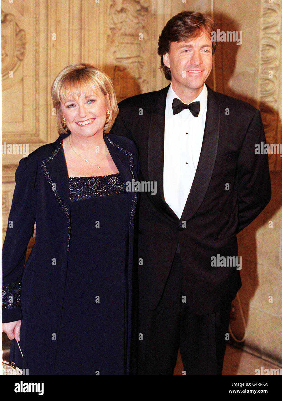Tv presenters richard madeley judy finnigan hi-res stock photography ...