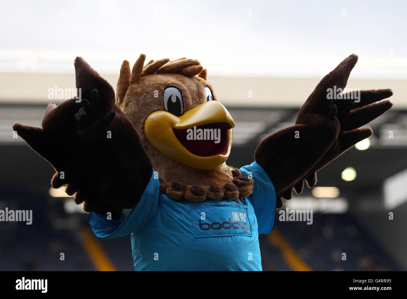 Manchester city mascot hi-res stock photography and images - Alamy