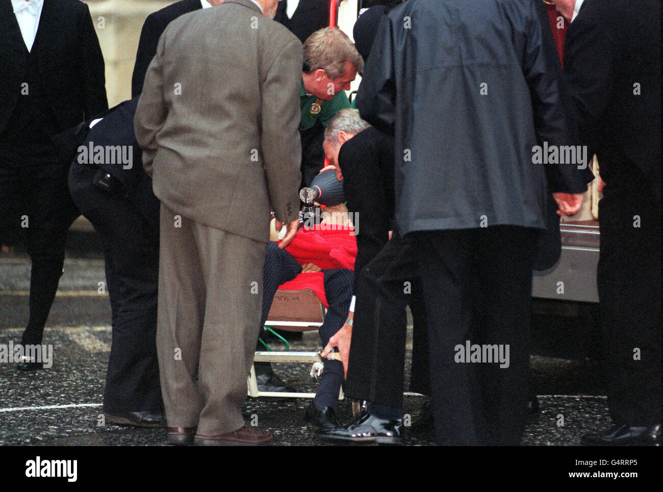 Gashed head hi-res stock photography and images - Alamy