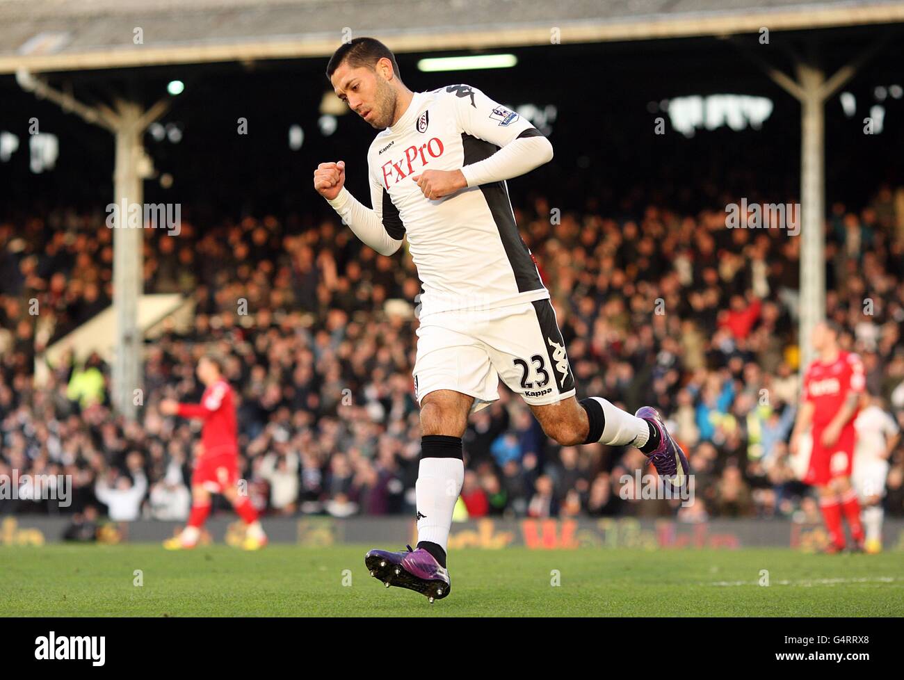 Clint dempsey fulham celebrates hi-res stock photography and images - Alamy