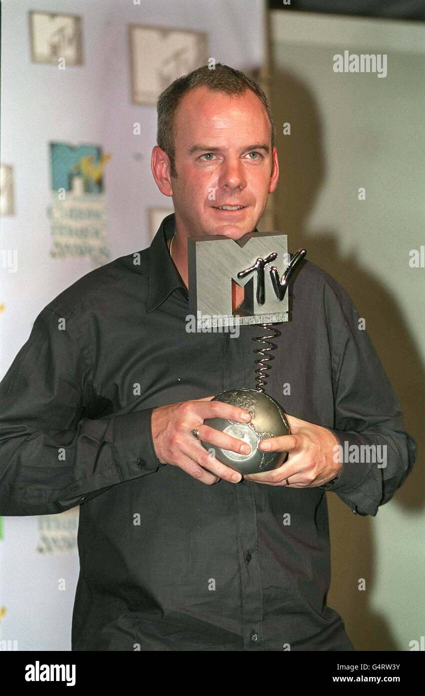 Fatboy slim 1999 hi-res stock photography and images - Alamy