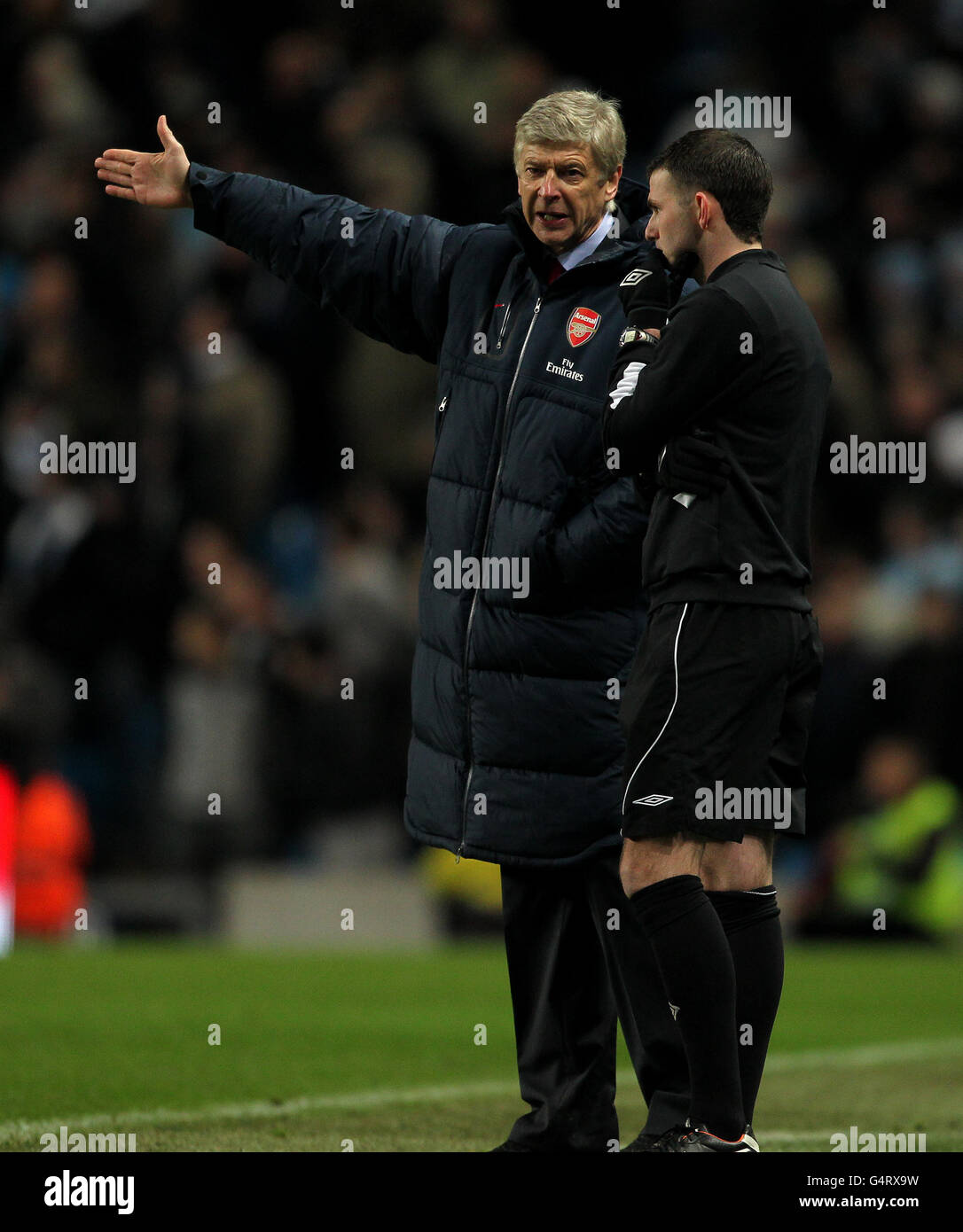 Michael oliver manchester city hi-res stock photography and images - Alamy