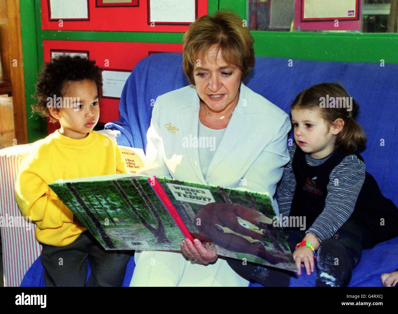 Learning guidelines hi-res stock photography and images - Alamy