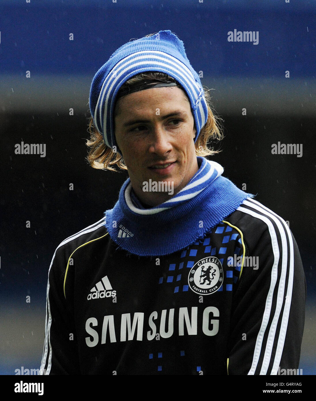 Chelsea open training session hi-res stock photography and images - Alamy