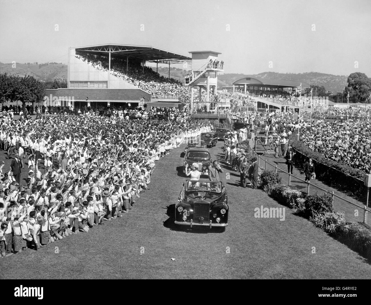 Royalty - Queen Elizabeth II Tour of Australia - Adelaide Stock Photo ...